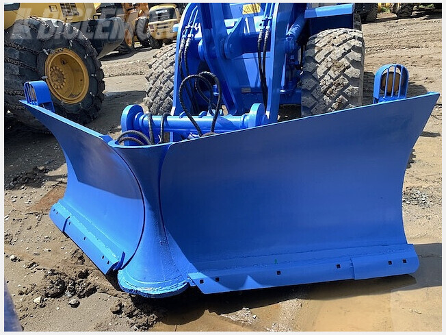 Yahoo!オークション - タイヤショベル(ホイールローダー) TCM L9-2 200...