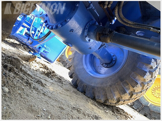 Yahoo!オークション - タイヤショベル(ホイールローダー) TCM L9-2 200...