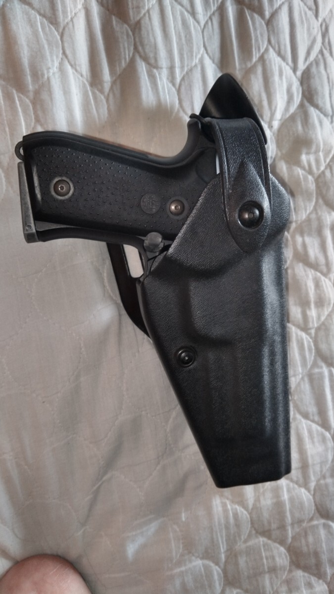Yahoo!オークション - サファリランド M9 F92 SLS実ホルスター