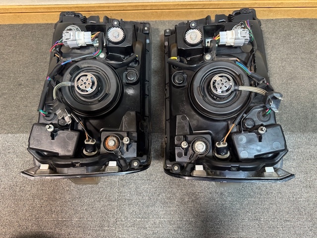 Yahoo!オークション - U61V U61T U61W ミニキャブ LED ヘッドライト 左...