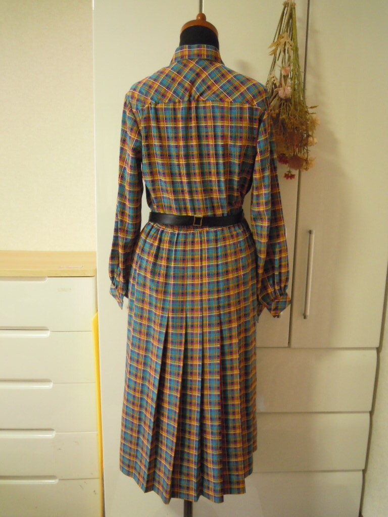 Yahoo!オークション - 【三】PINO-RE ピノーレ プリーツワンピース M...