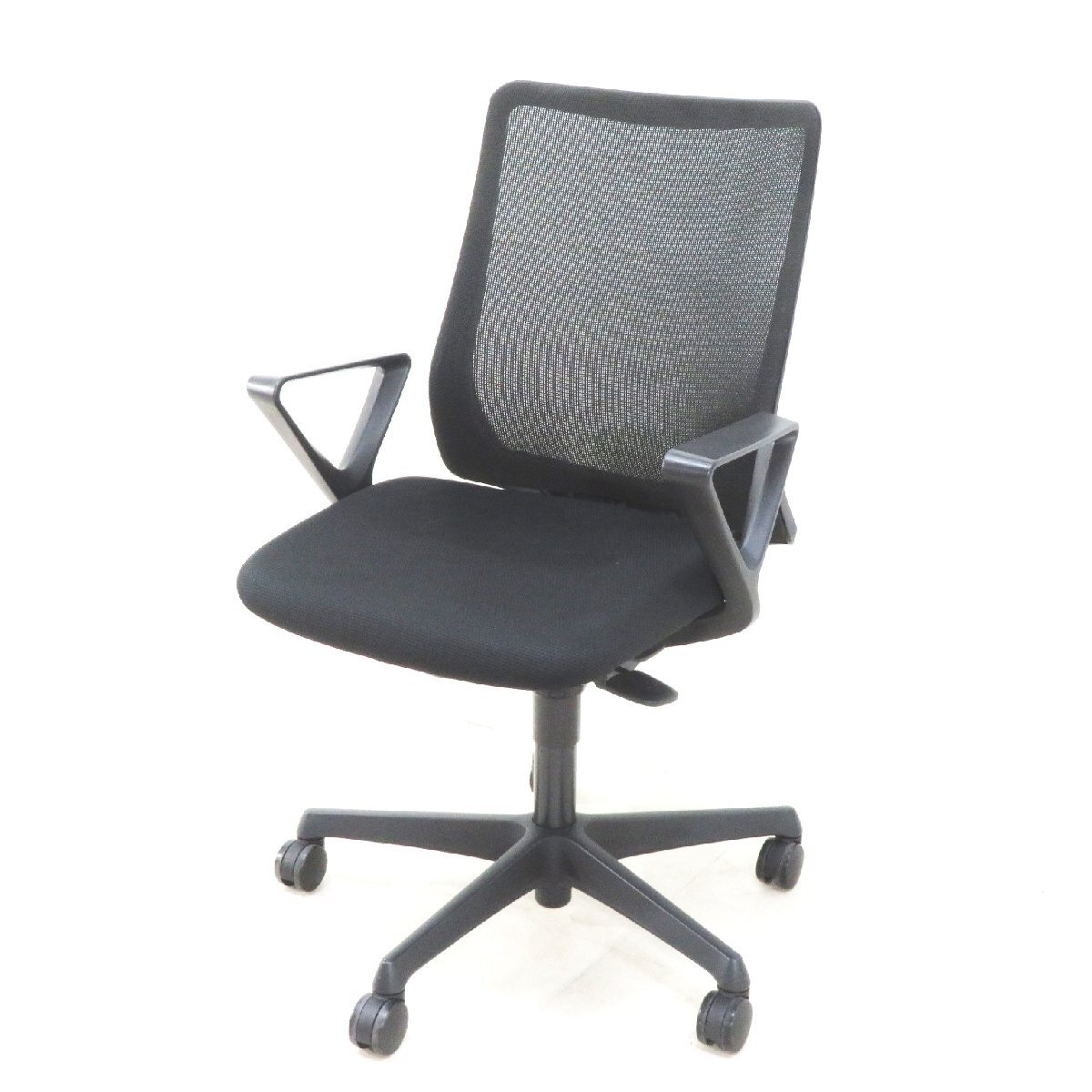 Yahoo!オークション - okamura オカムラ フルーエント 肘付オフィスチ...