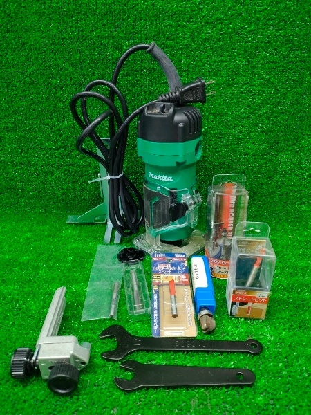 Yahoo!オークション - マキタ トリマ M373 チャック孔径 6mm ビットお...