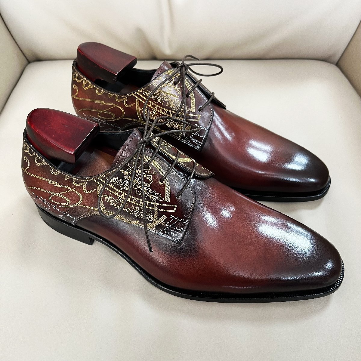 貴重EU製 定価28万 特注限定品 UABONI*ビジネスシューズ*ユアボニ ハンドメイド 手作り 手染 レザー 本革 フォーマル 紳士用 25.5㎝(新品)のオークション落札情報