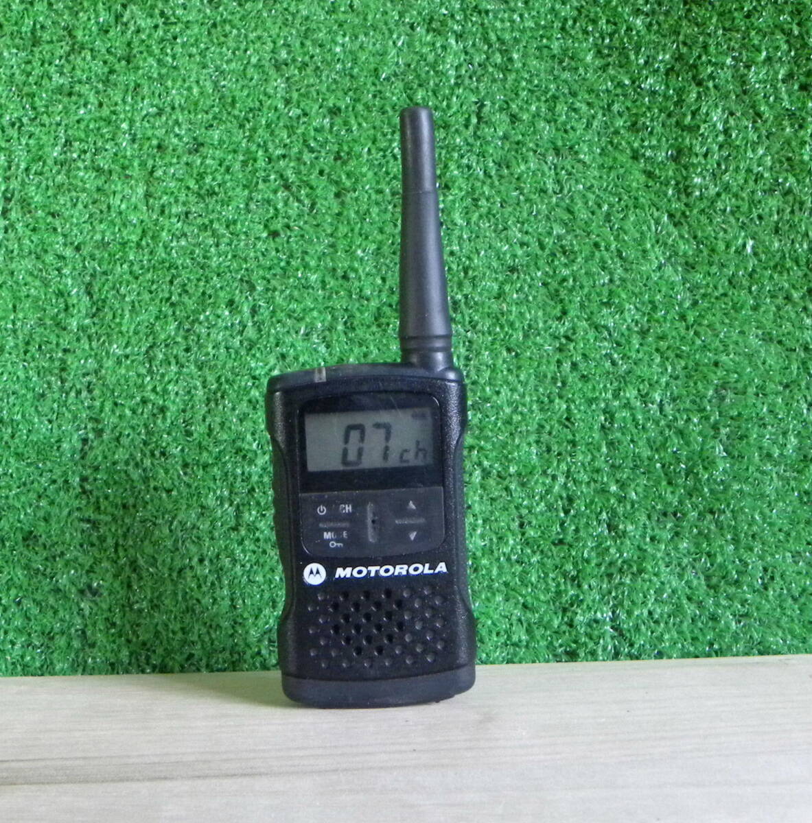 Yahoo!オークション - MOTOROLA CL08 特定小電力携帯無線機 47CH 乾電...