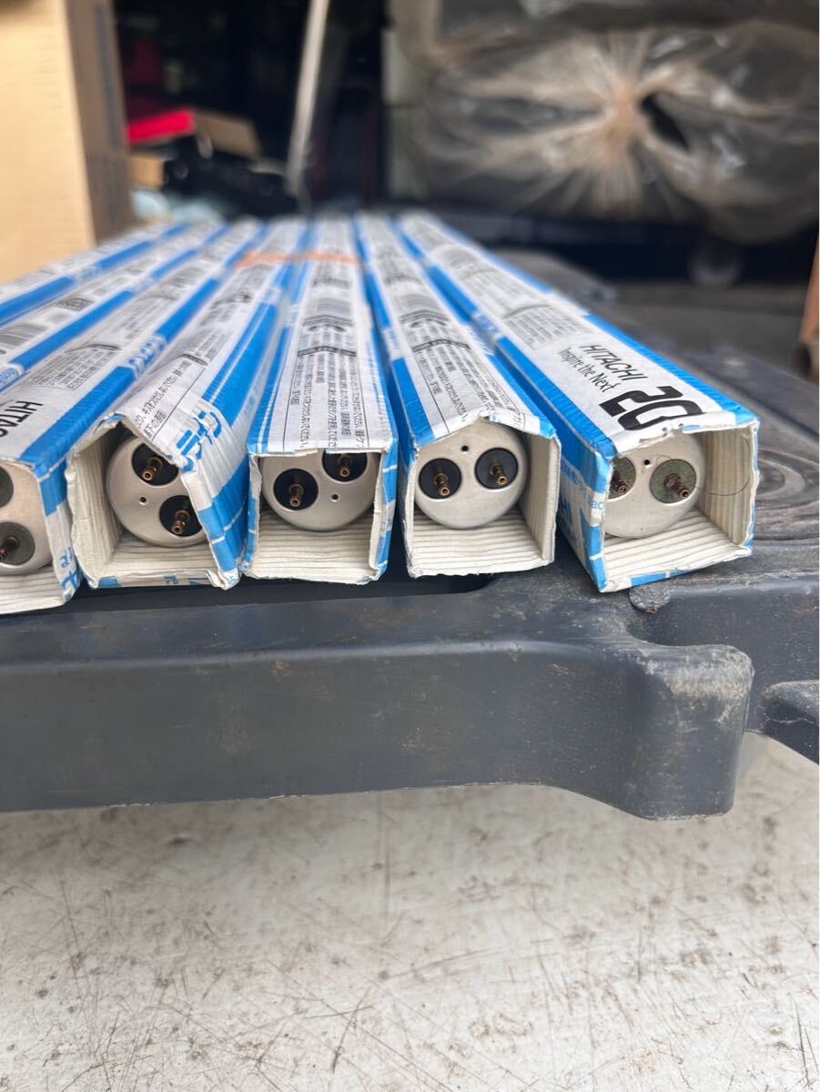 Yahoo!オークション - B5-120 未使用 HITACHI 蛍光灯 7本 昼光色 FL20S...