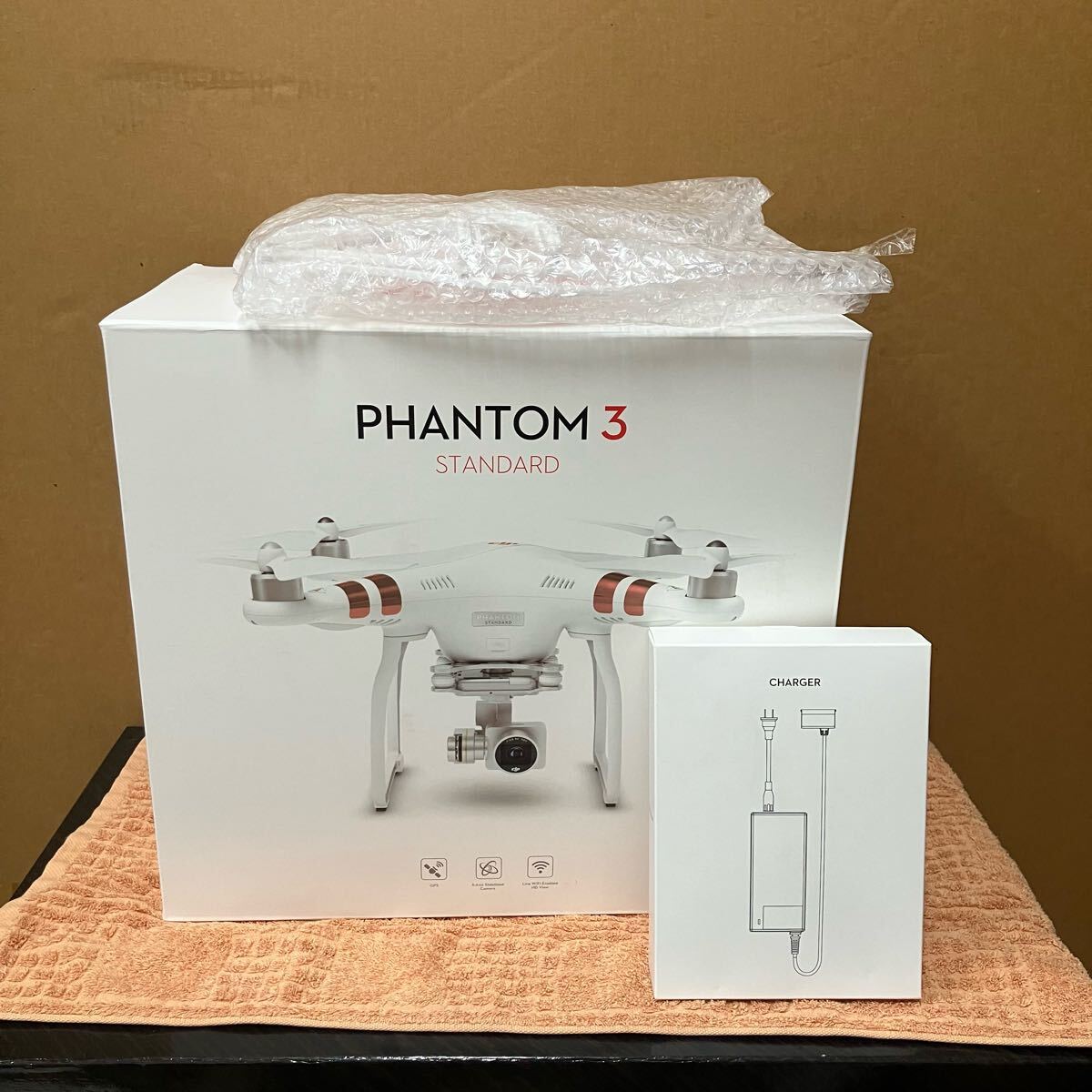 Yahoo!オークション - ドローン Phantom3 STANDARD 動作可 一式 中古美...