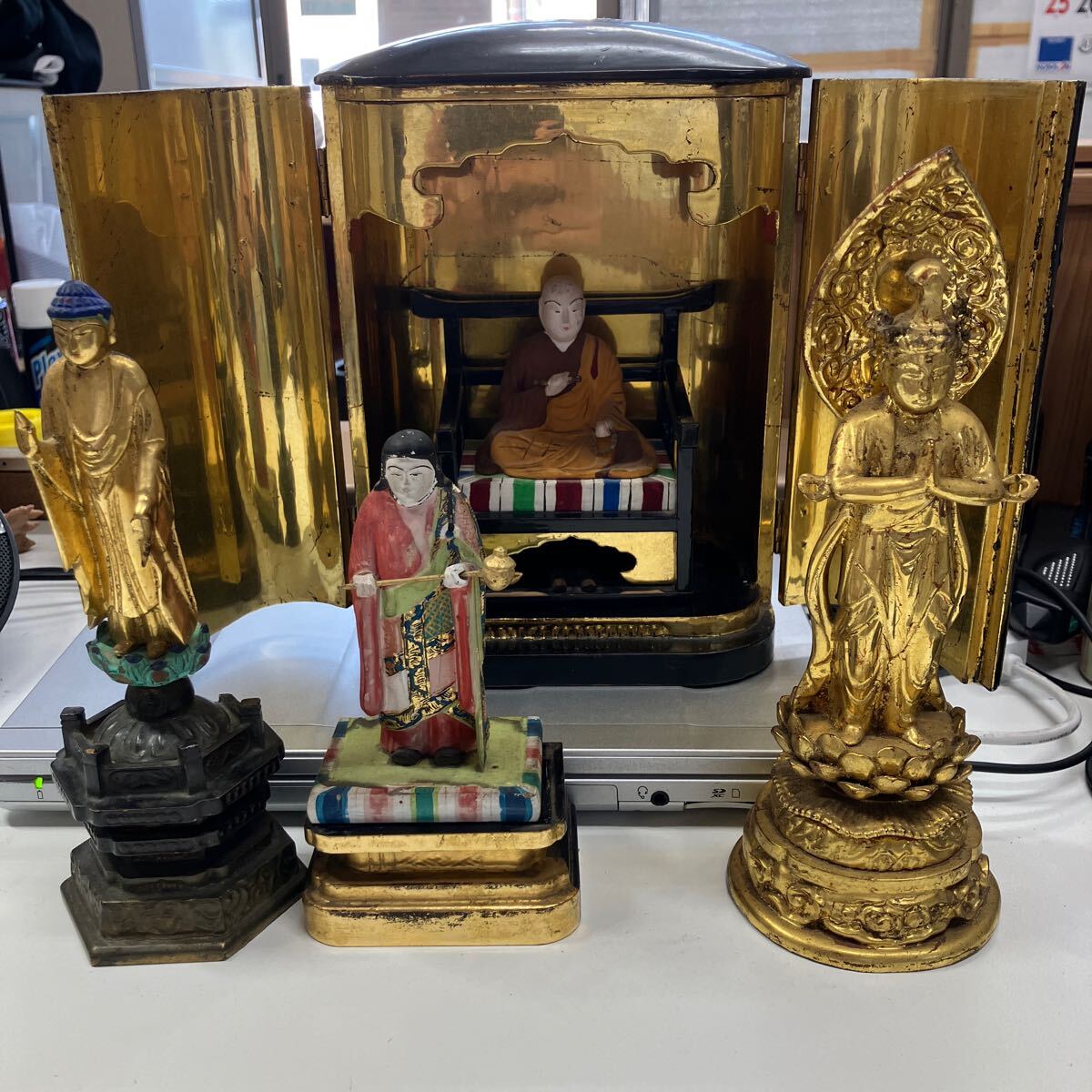 Yahoo!オークション - 仏教美術 置物 仏像 木彫 まとめて一式 中古現状...