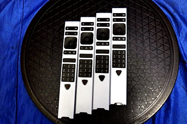 Yahoo!オークション - 4個セット Polycom BW7530 テレビ会議用 リモコ...