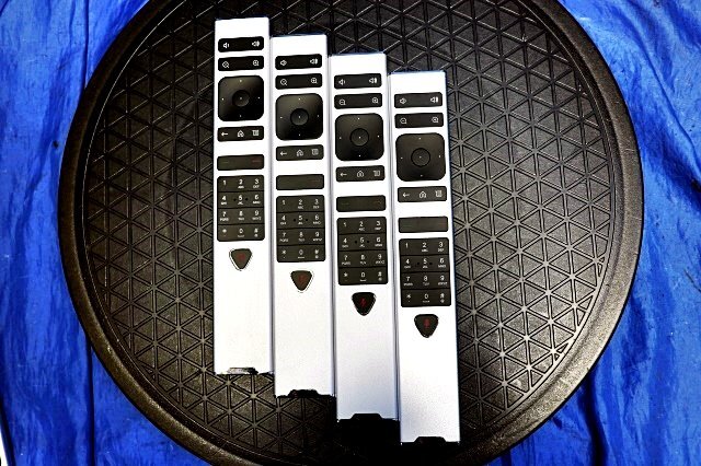 Yahoo!オークション - 4個セット Polycom BW7530 テレビ会議用 リモコ...