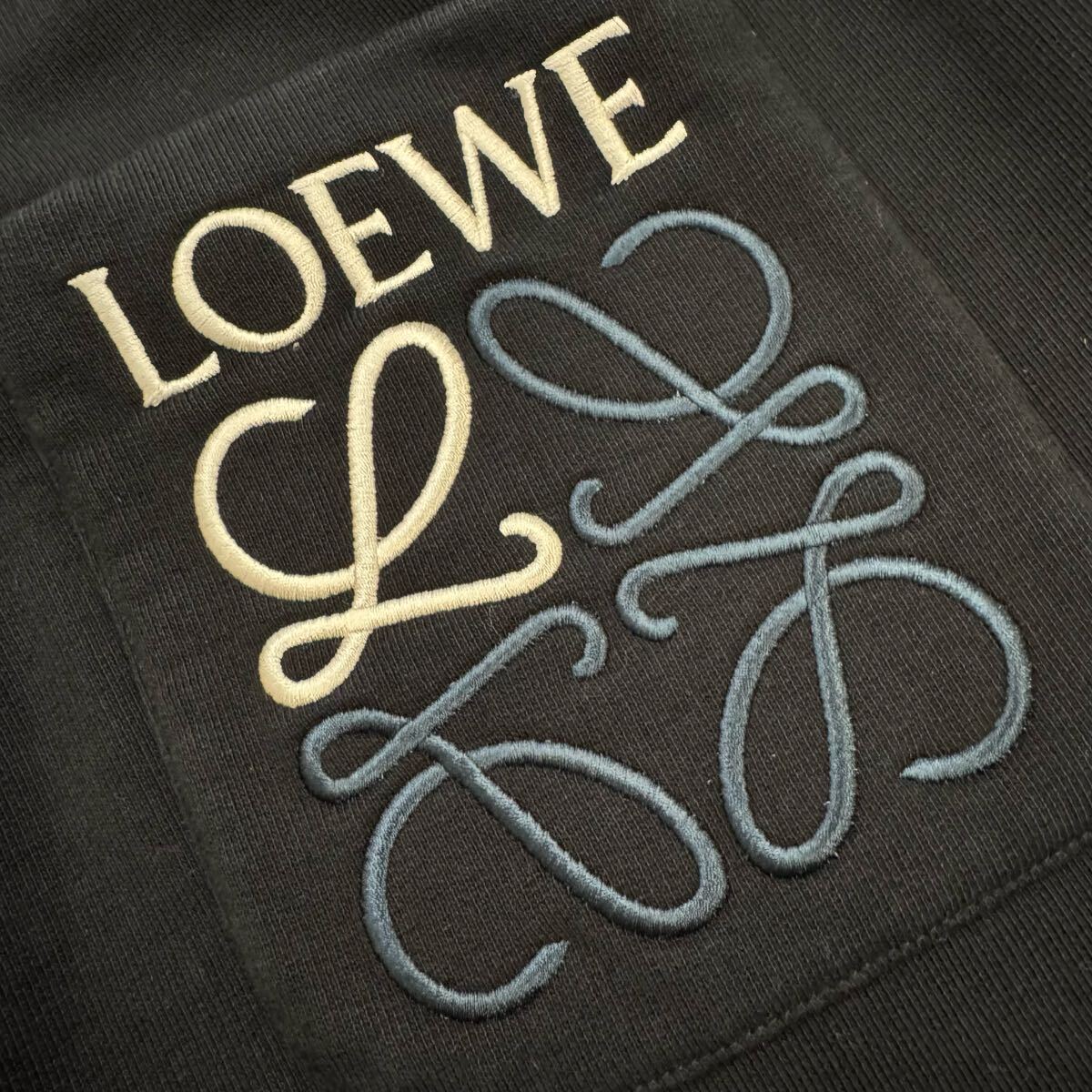 【樂淘letao】日本代購代標第一品牌－353『極美品・現行タグ』 LOEWE ロエベ メンズ アナグラム ポケット スウェットパンツ スウェット ビッグロゴ 刺繍 ブラック 黒 Mサイズ