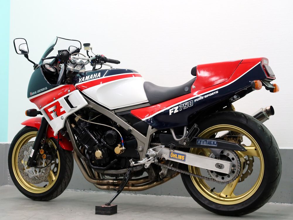 Yahoo!オークション - 平成をJUMPした昭和60年生まれ FZ750 1FM 真の...