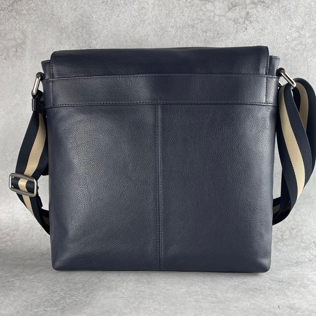 Yahoo!オークション - 【人気モデル/極美品】 COACH コーチ ヘリテージ...