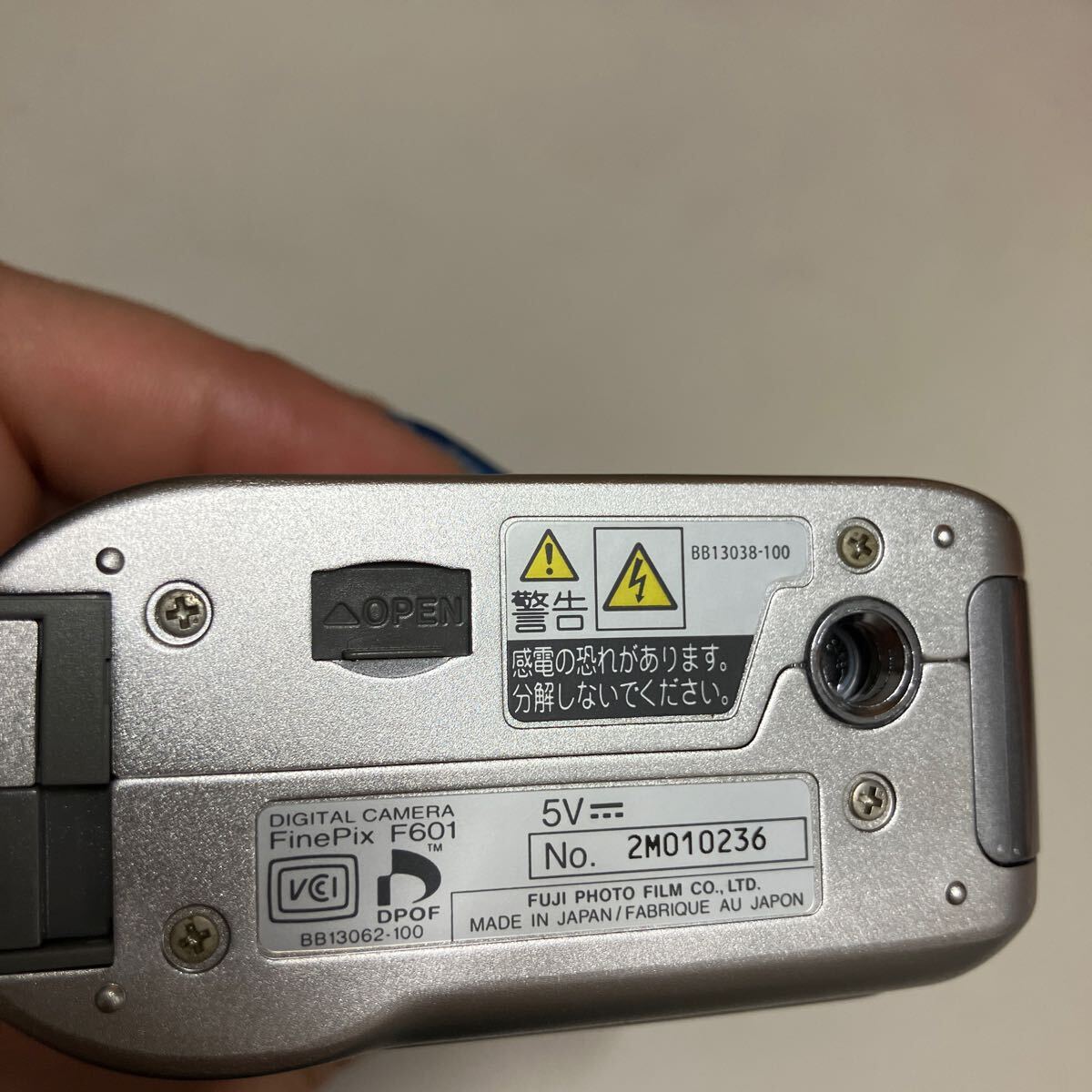 Yahoo!オークション - A2505-3086 FUJIFILM コンパクトデジタルカメラ ...