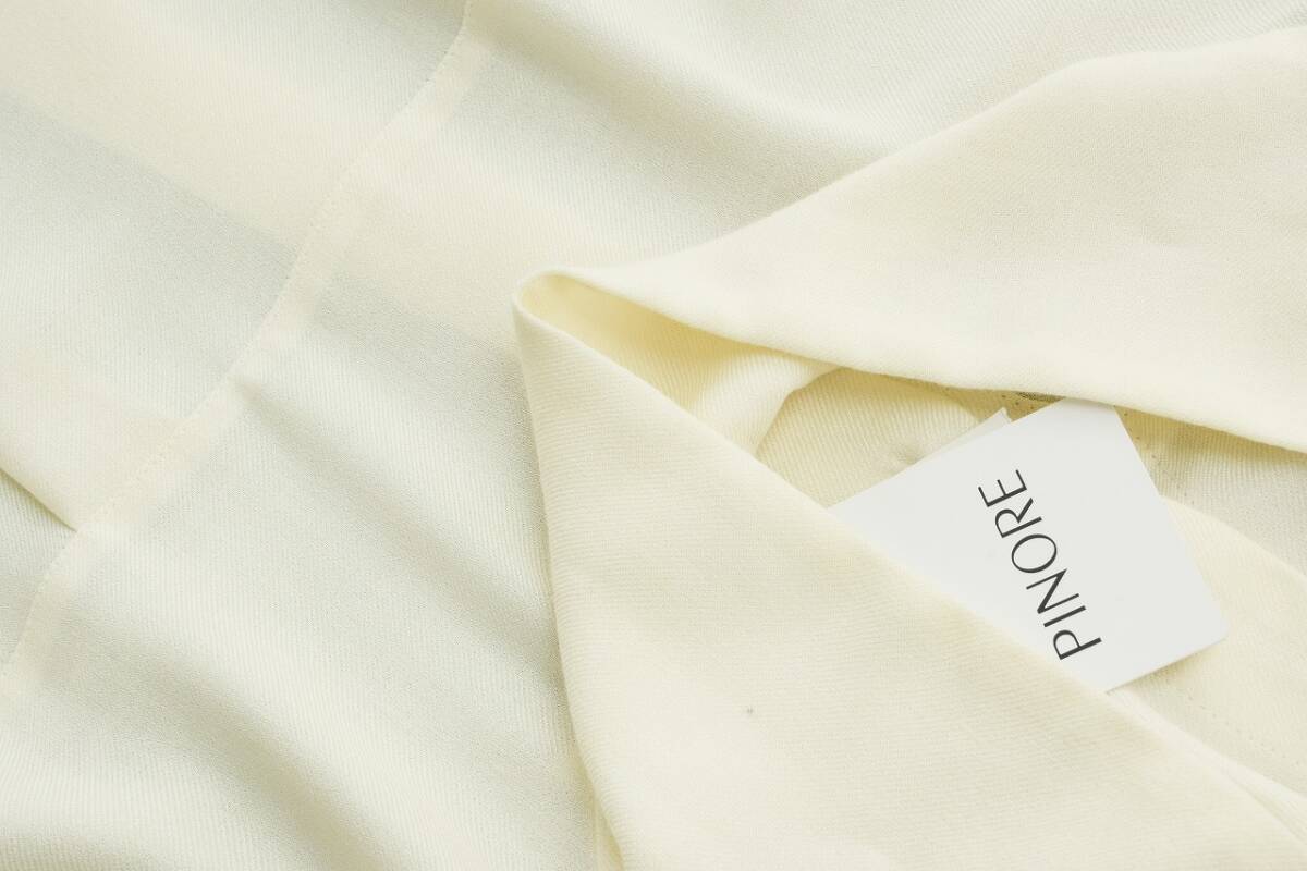 Yahoo!オークション - 美品 PINOREピノーレ4.5万 38size/9号 ブラウスE...