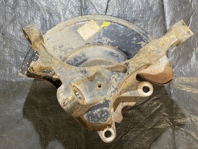 Yahoo!オークション - シルビア E-S14 純正 フロント ナックルハブ 左...