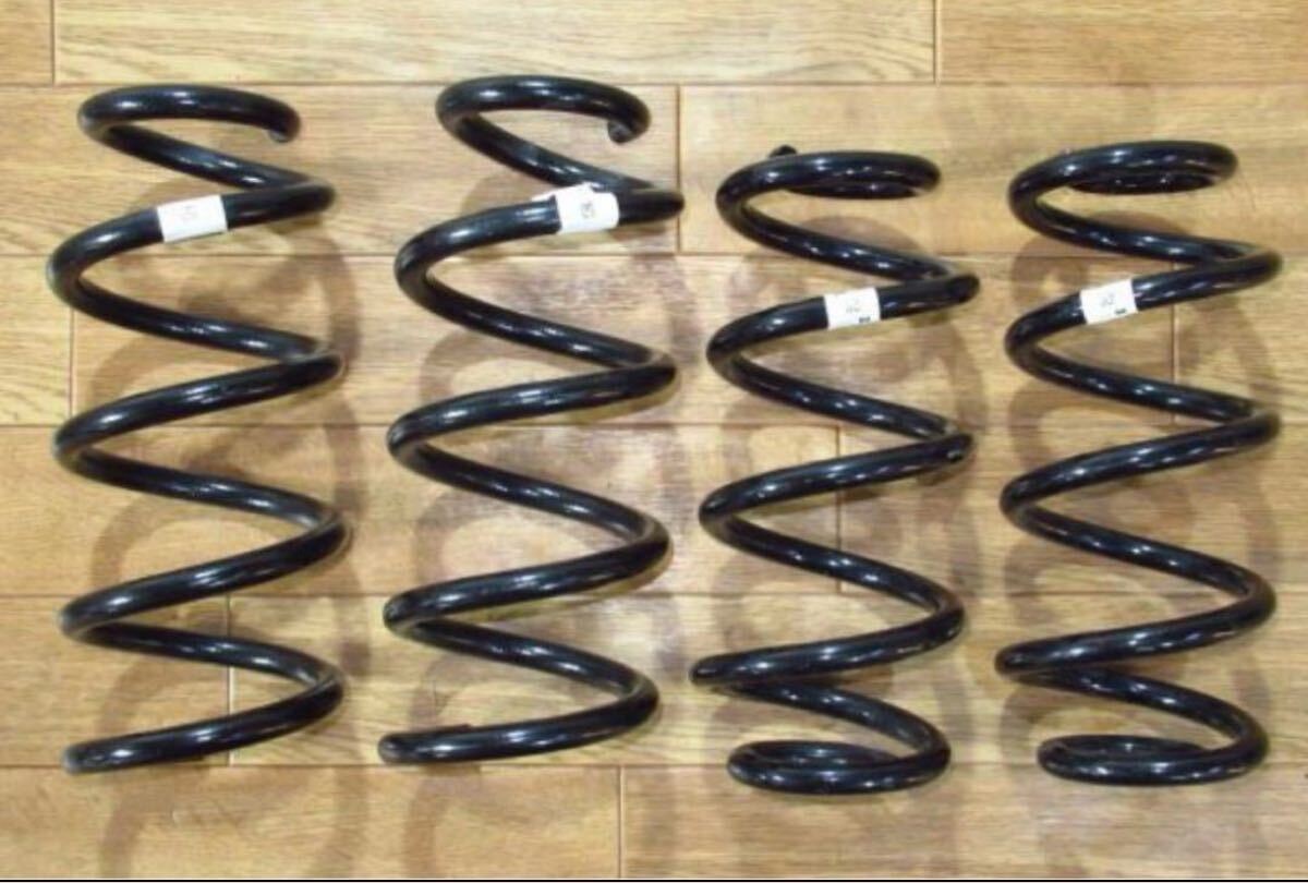 Yahoo!オークション - アウディA4 8W B9 純正 サススプリング サスペン...