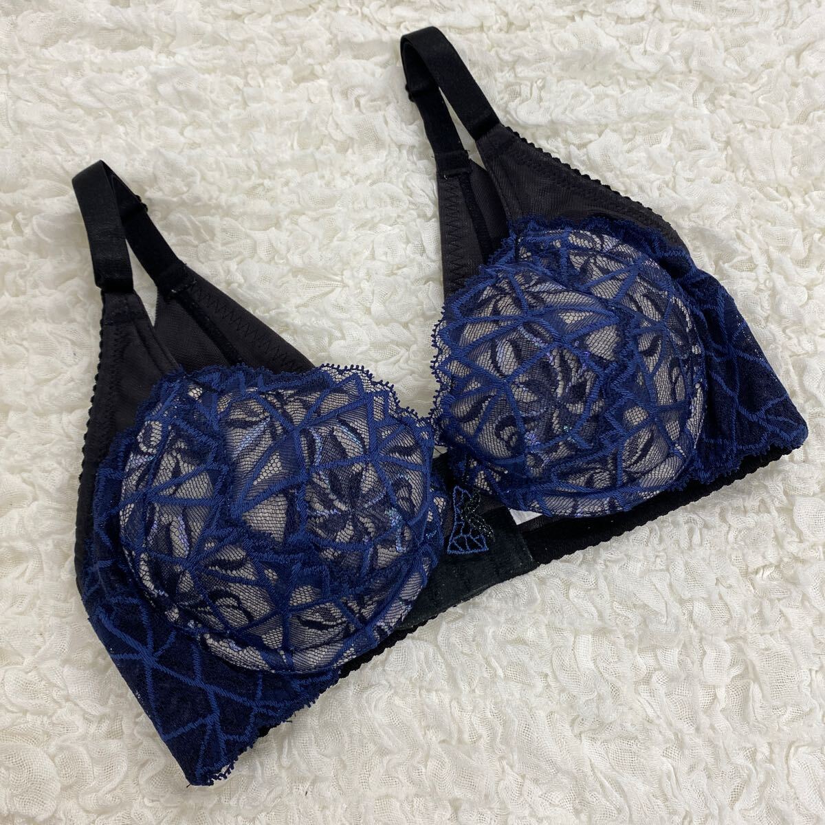 Yahoo!オークション - マルコ 補正下着 ブラジャー カーヴィシャス B65...