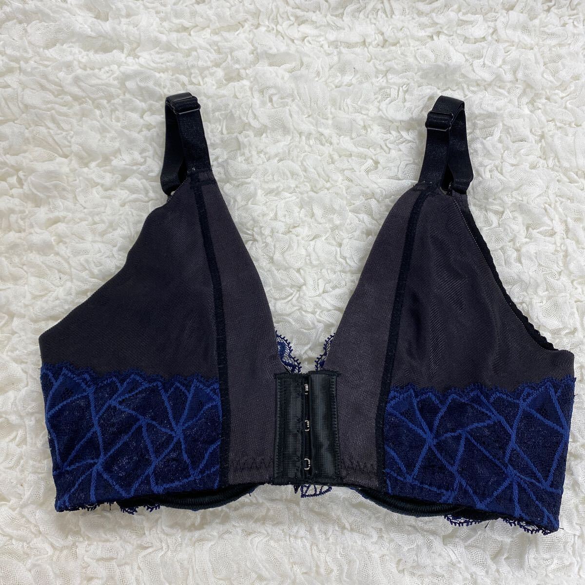 Yahoo!オークション - マルコ 補正下着 ブラジャー カーヴィシャス B65...