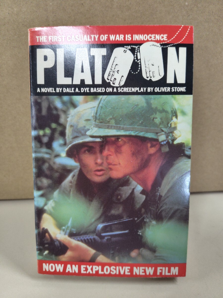 Yahoo!オークション - 洋書 映画 PLATOON『プラトーン』ペーパーバック...