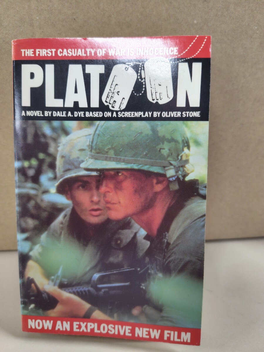 Yahoo!オークション - 洋書 映画 PLATOON『プラトーン』ペーパーバック...