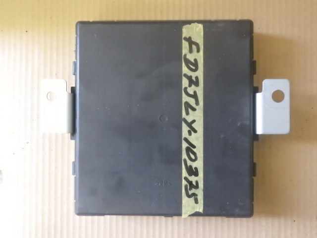 Yahoo!オークション - r3111-27 日野 レンジャープロ ターンハザード ...