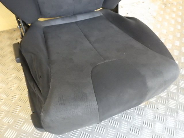 Yahoo!オークション - r5126-174 日産 UD トラックス クオン ドライバ...