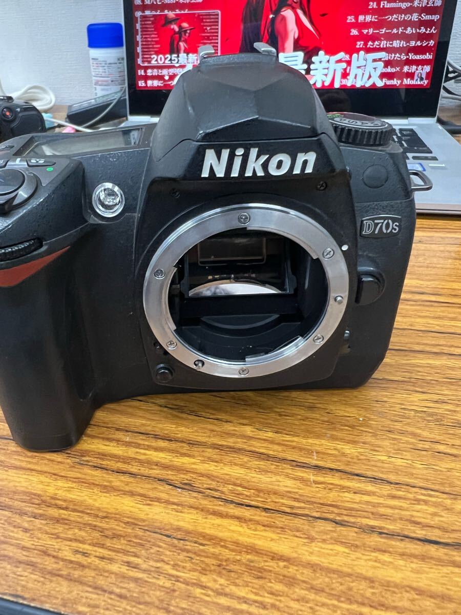 Yahoo!オークション - ニコン Nikon D70s ボディ 動作品 本体のみ