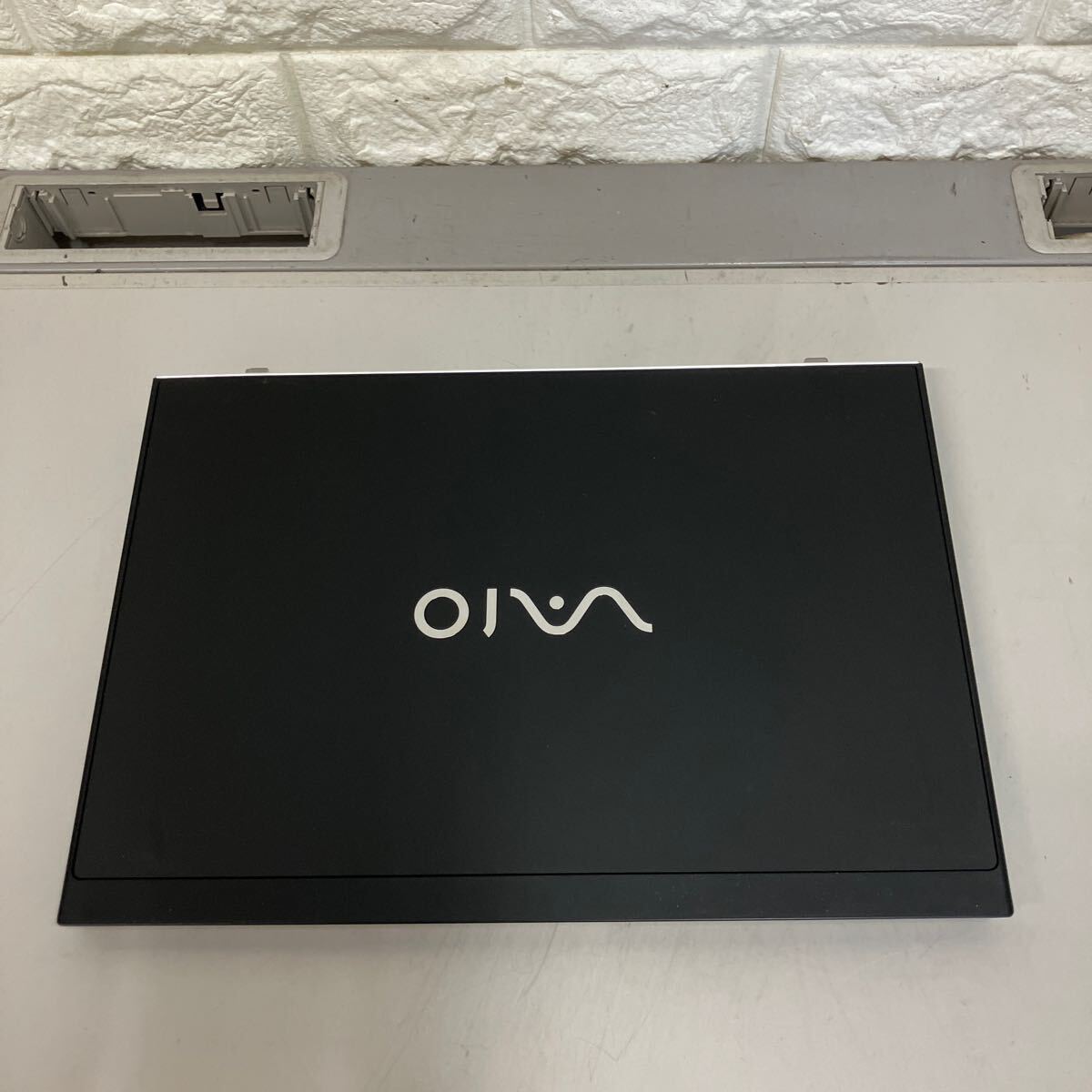 Yahoo!オークション - U27 SONY VAIO VJPJ11C11N Core i5第8世代 メモ...