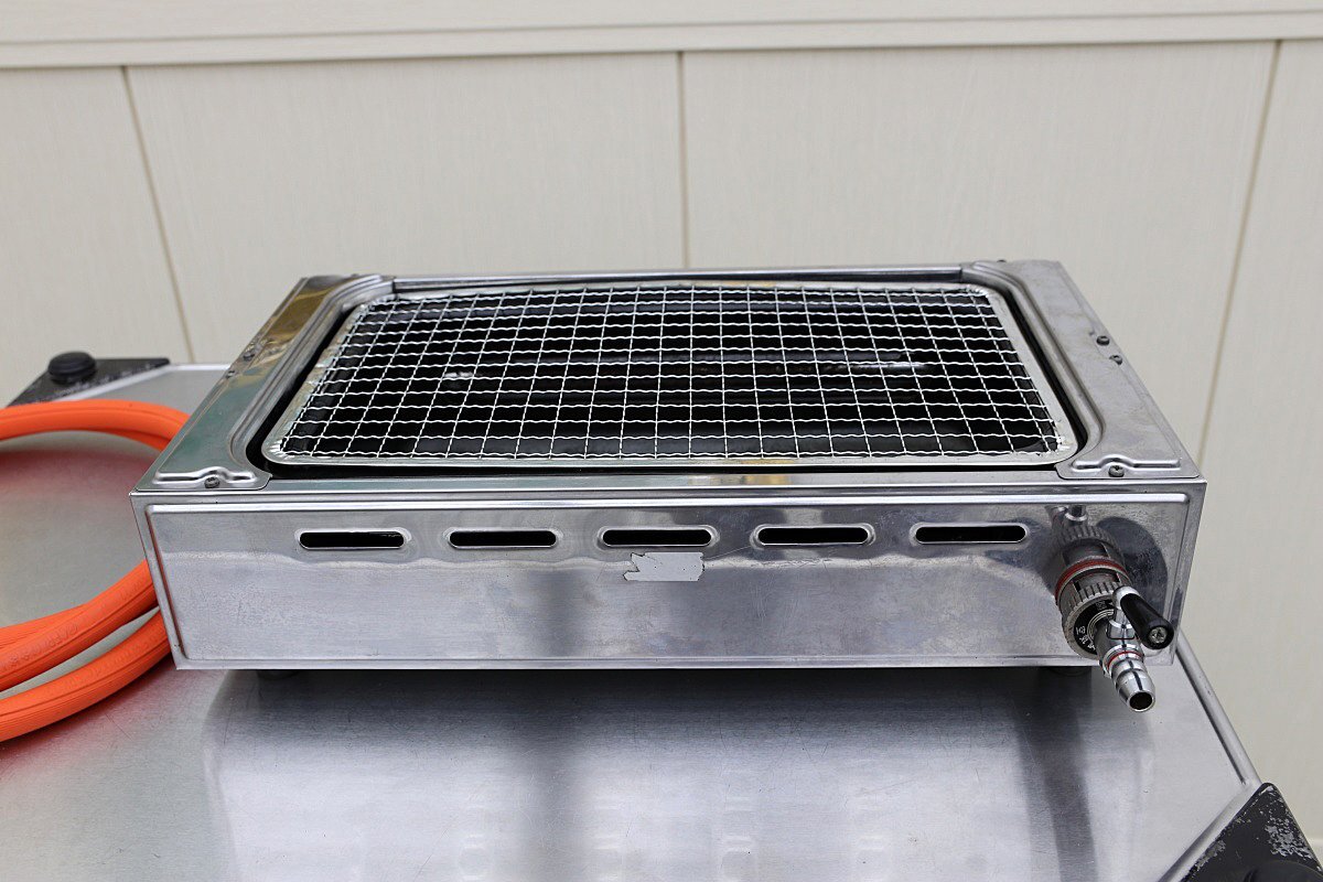 Yahoo!オークション - 送料無料 22年製 山岡金属 LPプロパンガス 卓上 ...