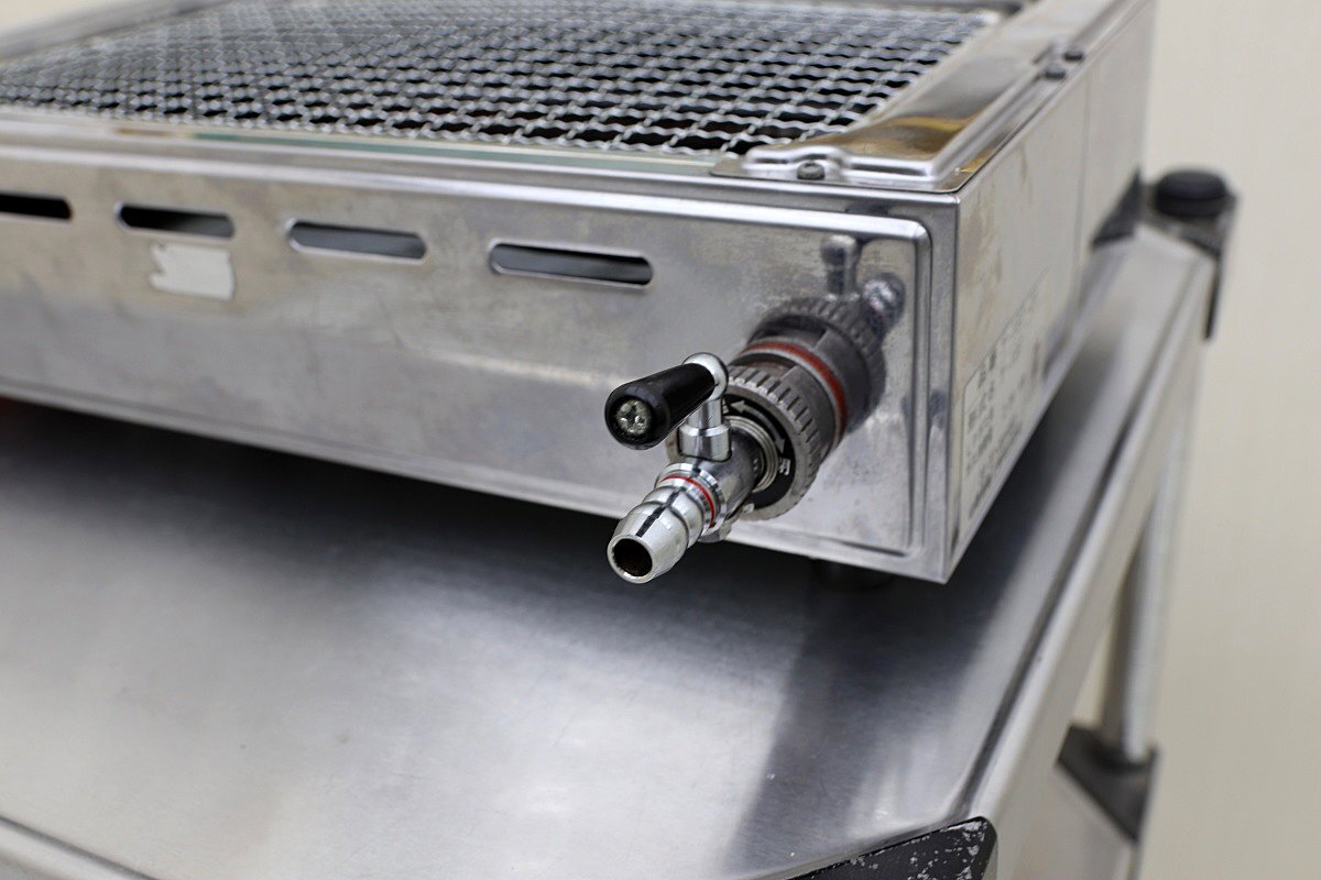 Yahoo!オークション - 送料無料 22年製 山岡金属 LPプロパンガス 卓上 ...