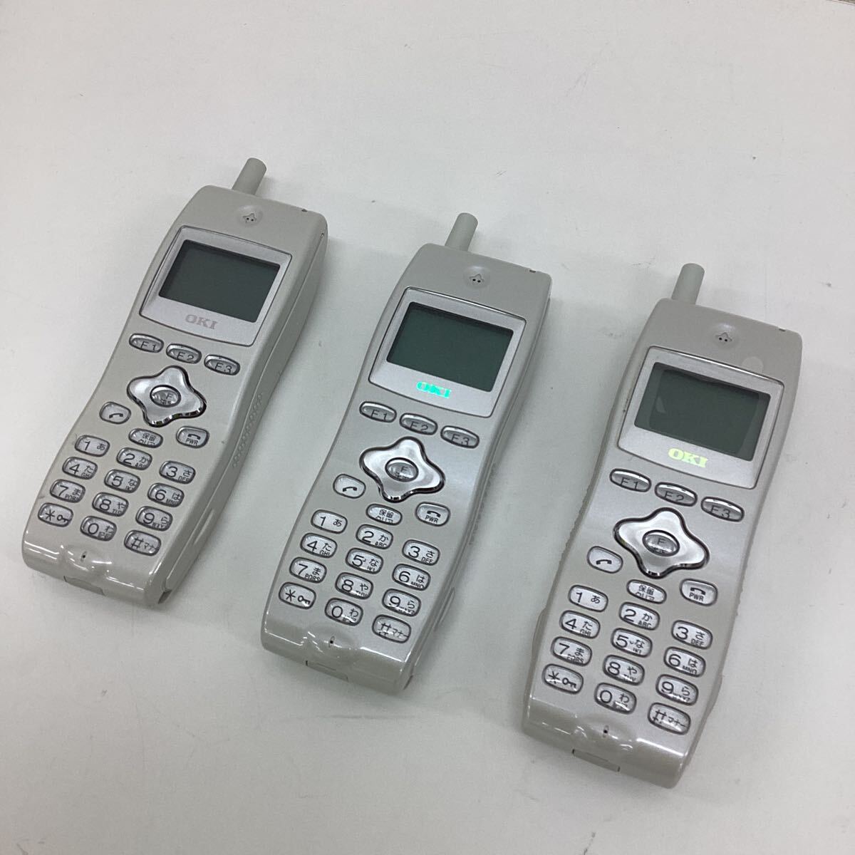 OKI/沖電気 IPテレフォニー デジタルコードレス電話機 UM7700-SET 3台セット(その他)｜売買されたオークション情報、yahooの商品情報をアーカイブ公開 - オークファン ...