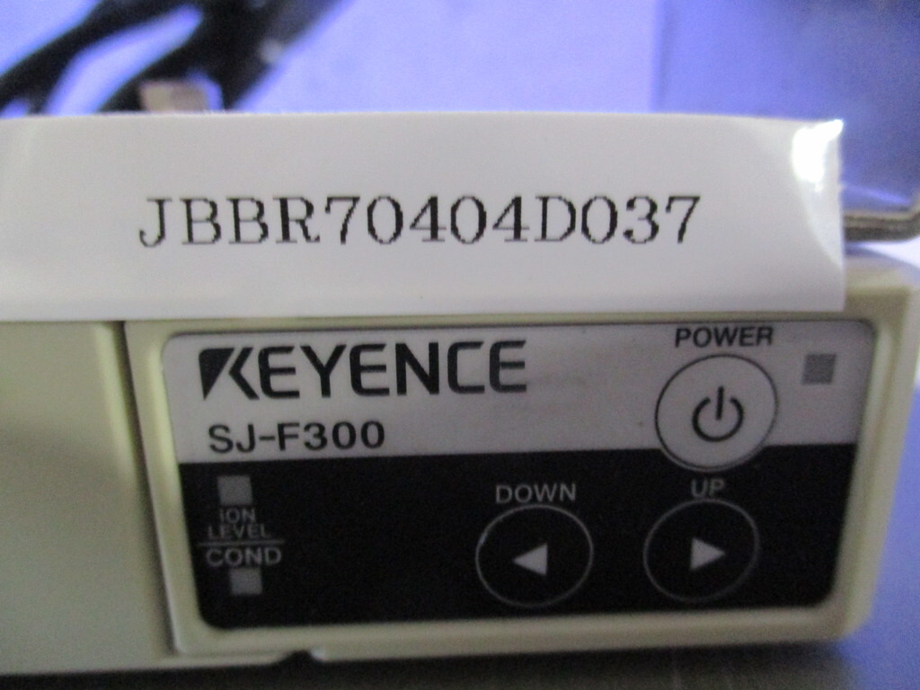 Yahoo!オークション - 中古 KEYENCE SJ-F030/SJ-F300 イオナイザー (JB...