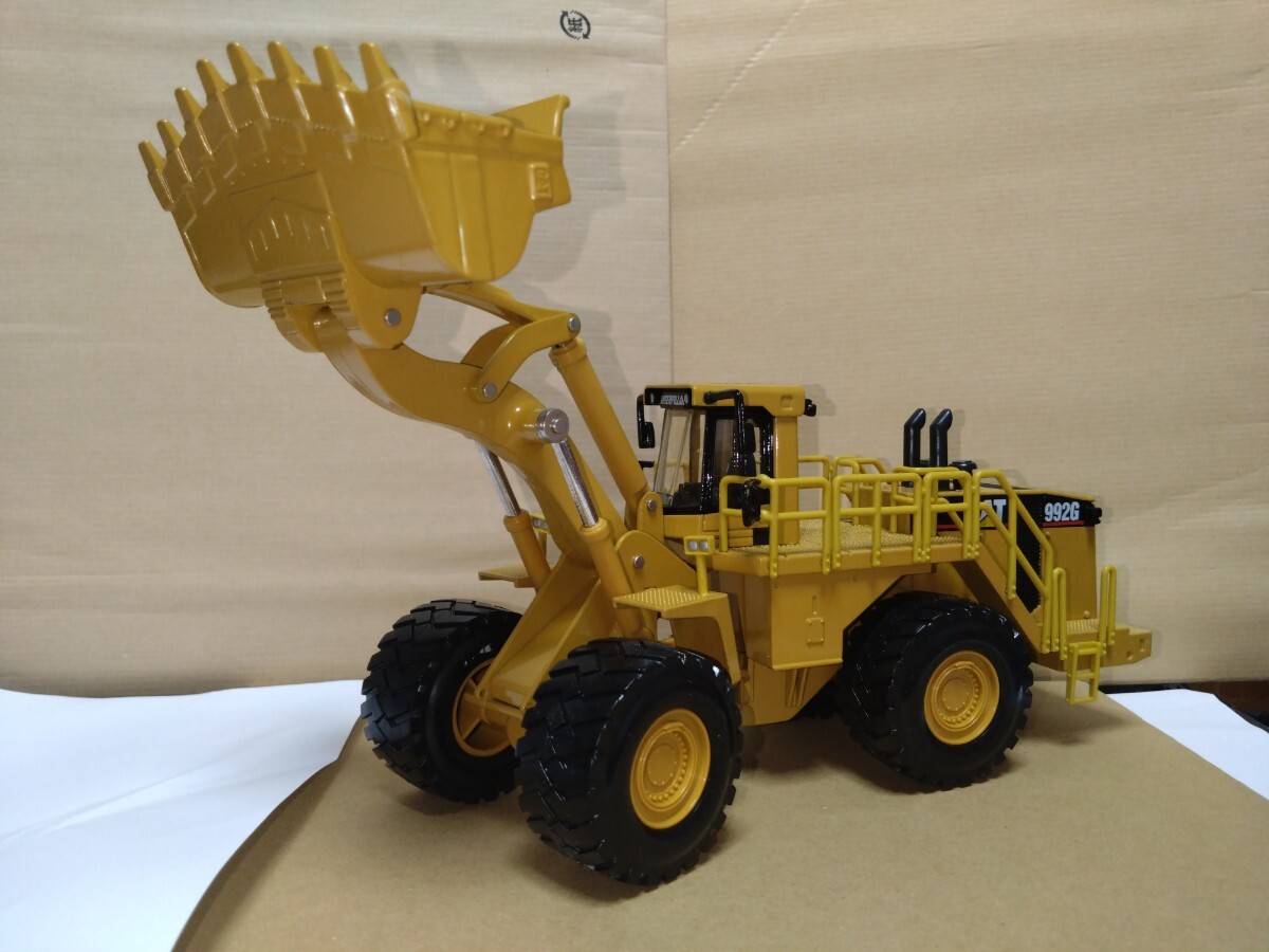 Yahoo!オークション - 【1/50】NORSCOT CAT 992G ホイールローダ ミニ...