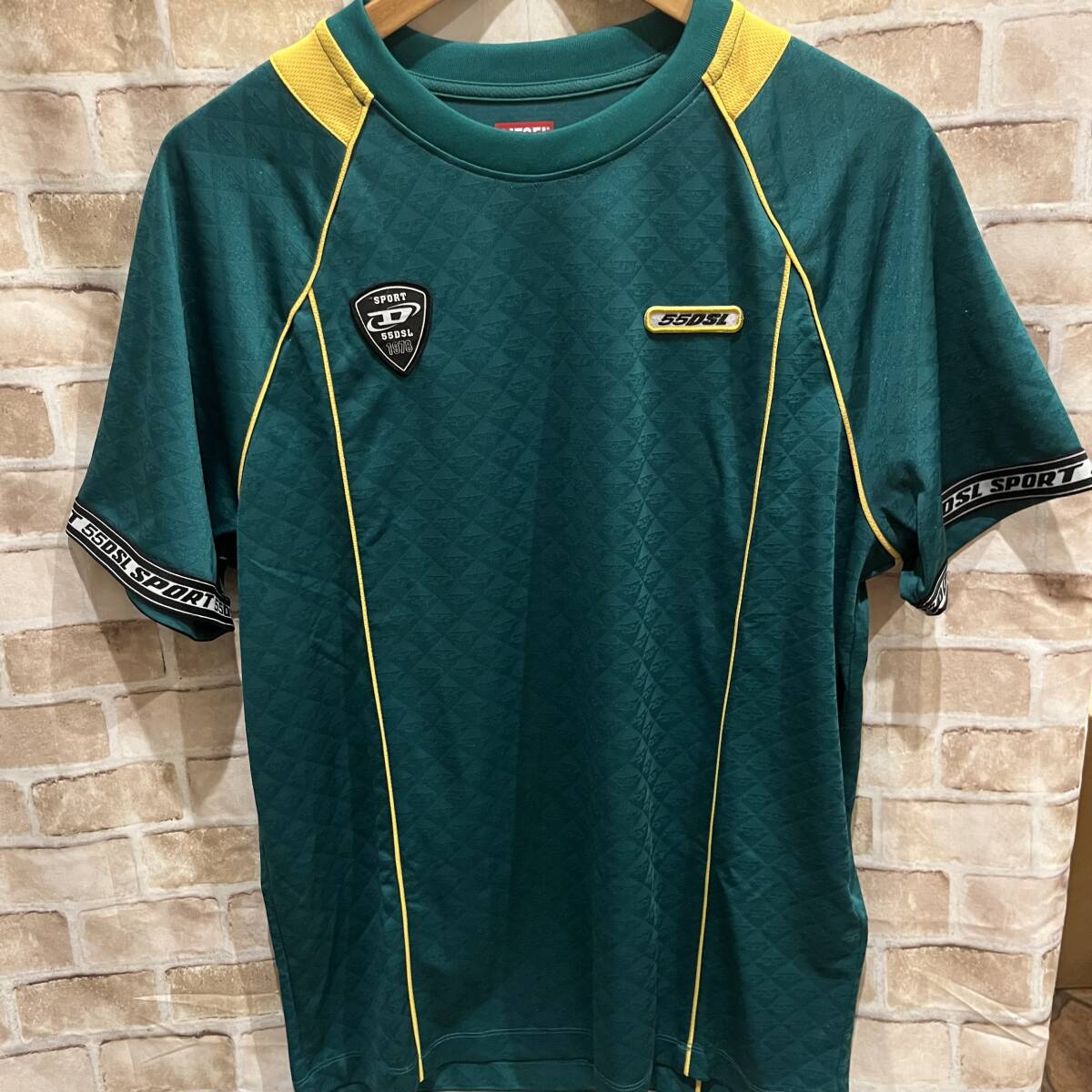 Yahoo!オークション - 新品未使用/DIESEL/価格29800円 タグ付 メンズD...