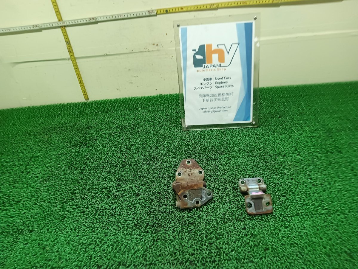 Yahoo!オークション - トヨタ 右フロントドアヒンジ クラウン MS60 #hy...