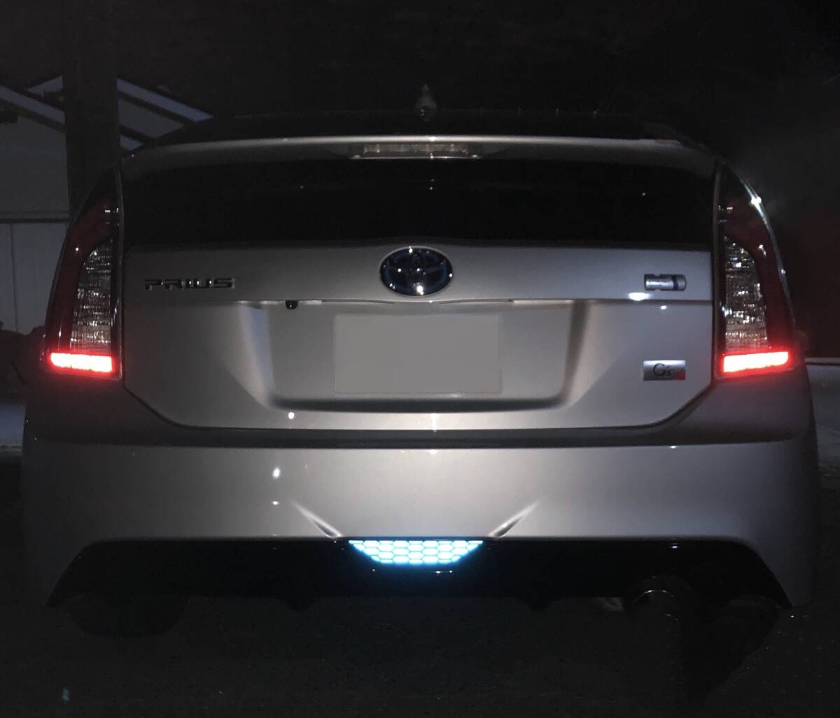 Yahoo!オークション - TOYOTA プリウス30 gs ZVW30 外装パーツ リアモ...