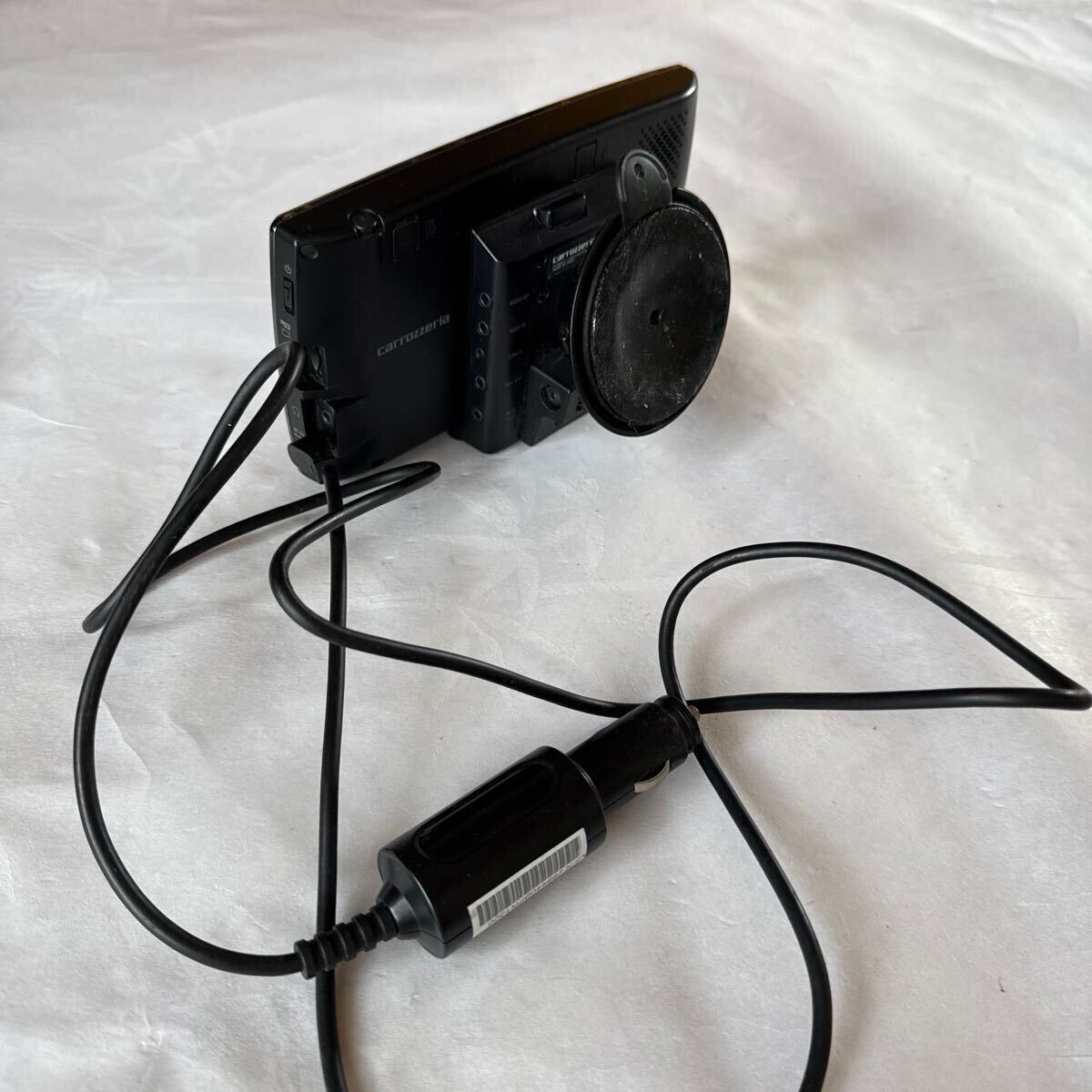 Yahoo!オークション - パイオニア カロッツェリアポータブルナビAVIC-T...