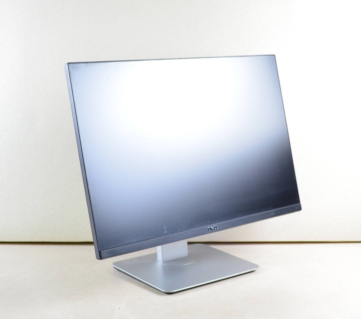 6071 超狭額ベゼル DELL 24型ワイド U2415b WUXGA 1920x1200 6071 超狭額ベゼル DELL 24型ワイド U2415b WUXGA 1920x1200