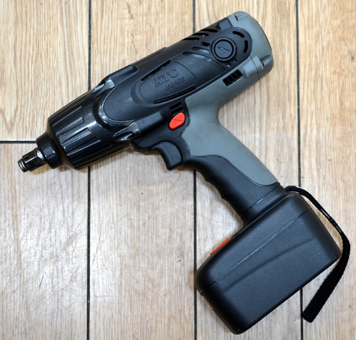 Yahoo!オークション - D387 KTC JAE402 コードレスインパクトレンチ 18...