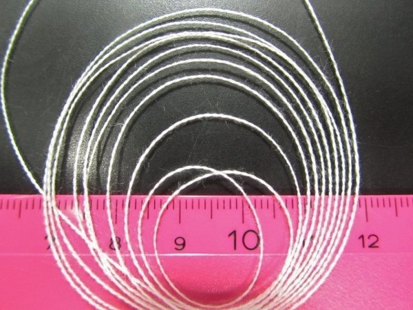 Yahoo!オークション - 毛糸・強めストレート・アイボリー 1.3kg No 437