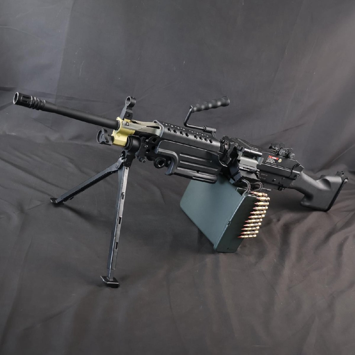 Yahoo!オークション - A&K M249 ミニミ MINIMI 電動ガン フルメタル #1...