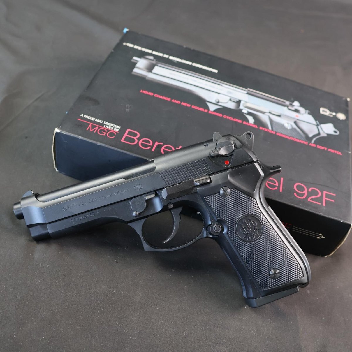 Yahoo!オークション - MGC BERETTA MODEL 92F ガスガン #S-19606