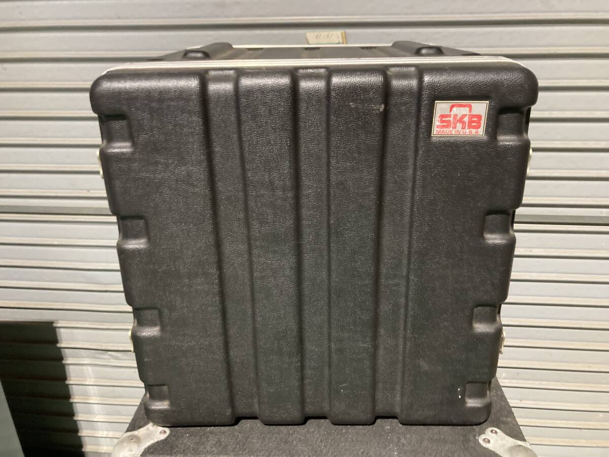 Yahoo!オークション - SKB 10U 樹脂製ラックケース
