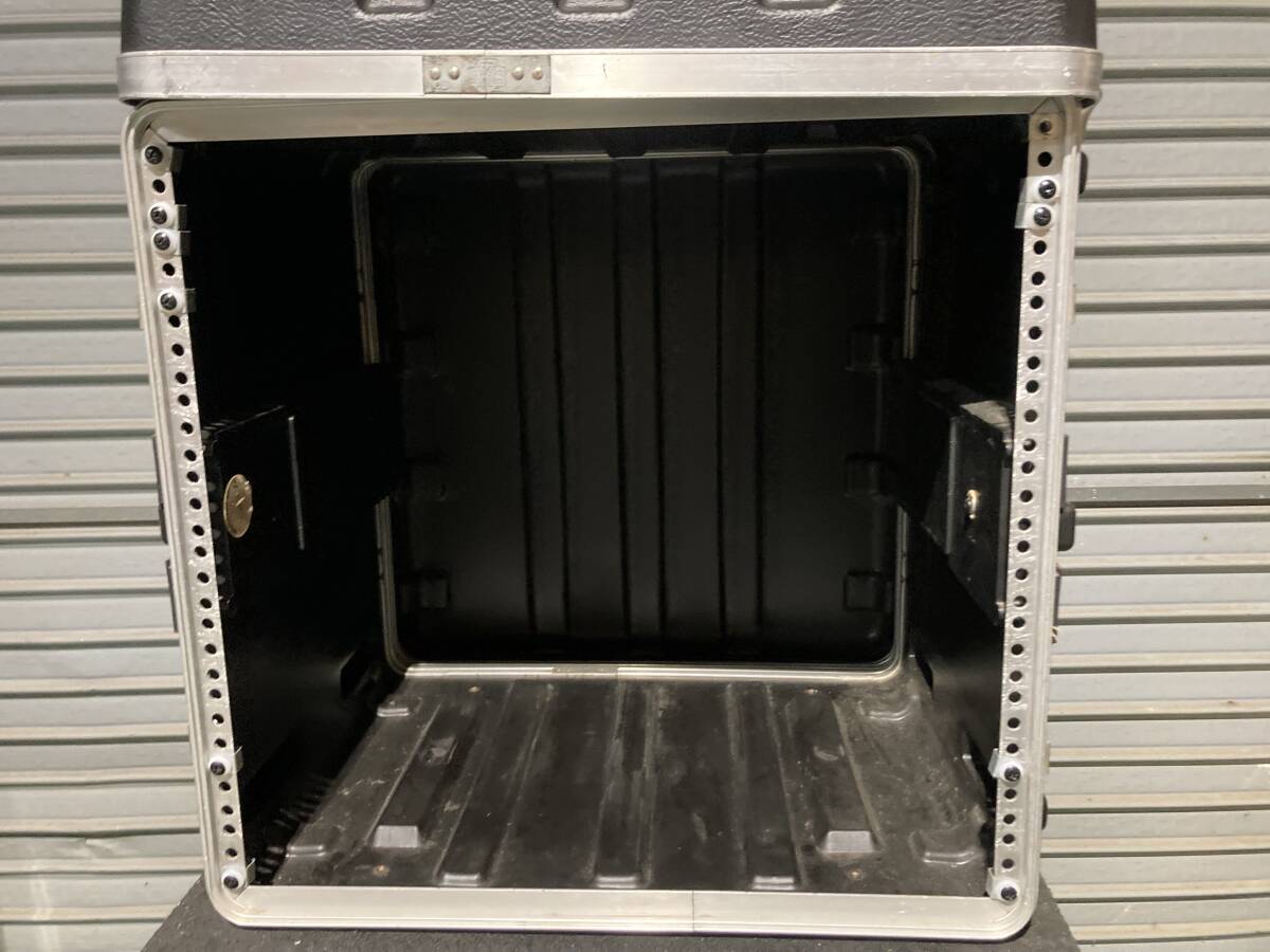 Yahoo!オークション - SKB 10U 樹脂製ラックケース