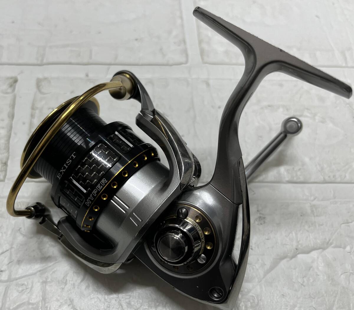 Yahoo!オークション - 中古品 Daiwa ダイワ EXIST イグジスト ハイパー...