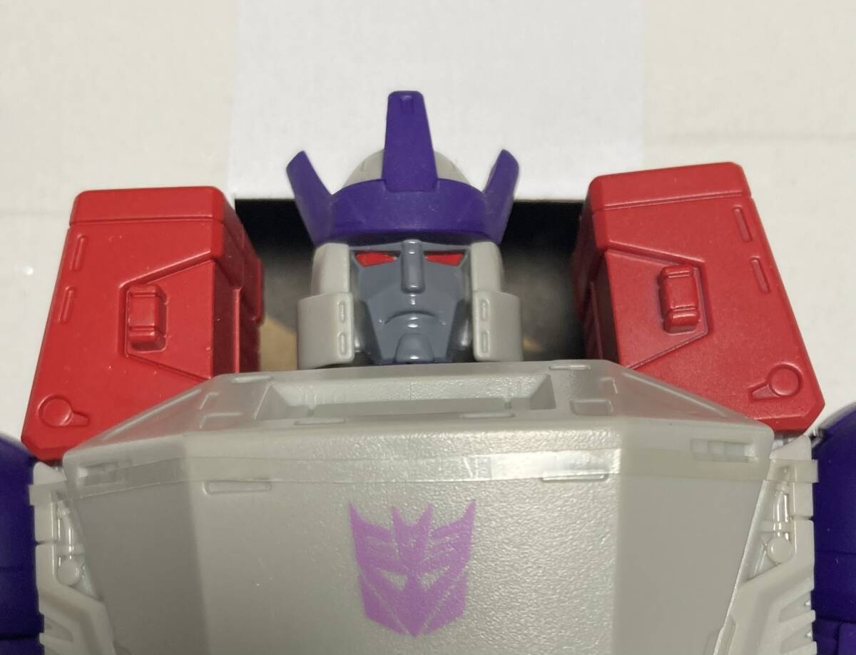 Yahoo!オークション - 開封品 海外版 ガルバトロン WFC-GS27 要塞参謀 ...