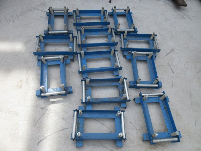 Yahoo!オークション - 9245 1円スタート 電設工具 ラック用コロ 金車...