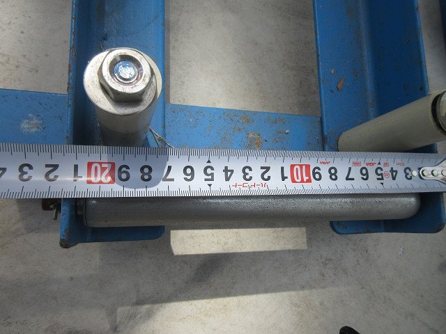 Yahoo!オークション - 9245 1円スタート 電設工具 ラック用コロ 金車...