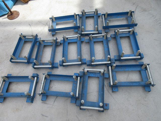 Yahoo!オークション - 9245 1円スタート 電設工具 ラック用コロ 金車...